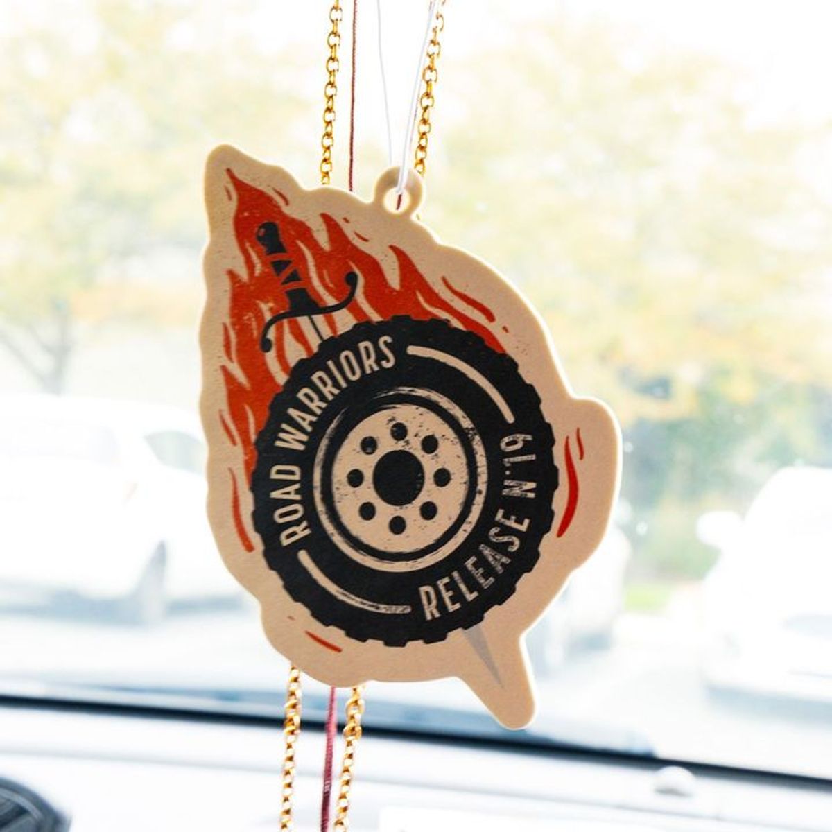 Keep your branding fresh on spring break... - EMT