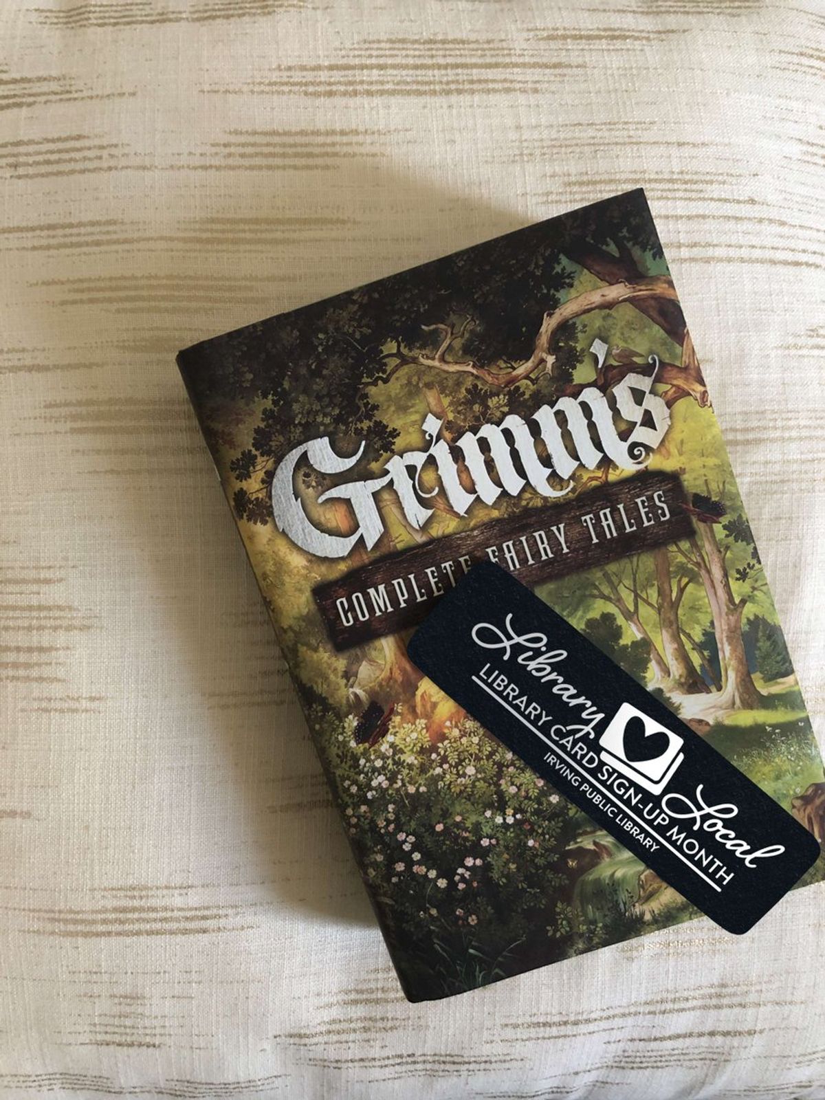 Keep your spot in style with a durable b... - Americanna Company